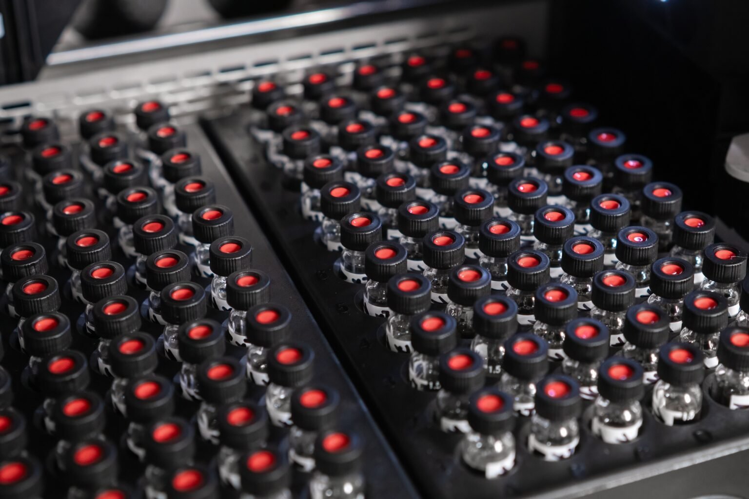Gradient Vs Isocratic Hplc Which Method Is Best For Your Application