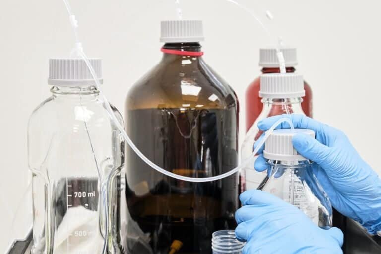 How to Optimize HPLC Gradient Elution for Complex Samples